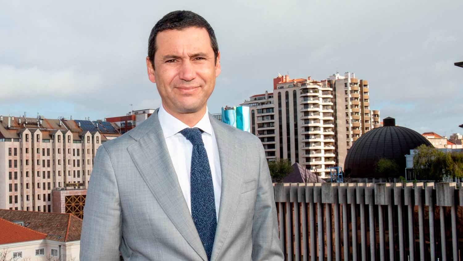 Governo/demissão: Galamba atuou de forma ilegal para beneficiar Start ...